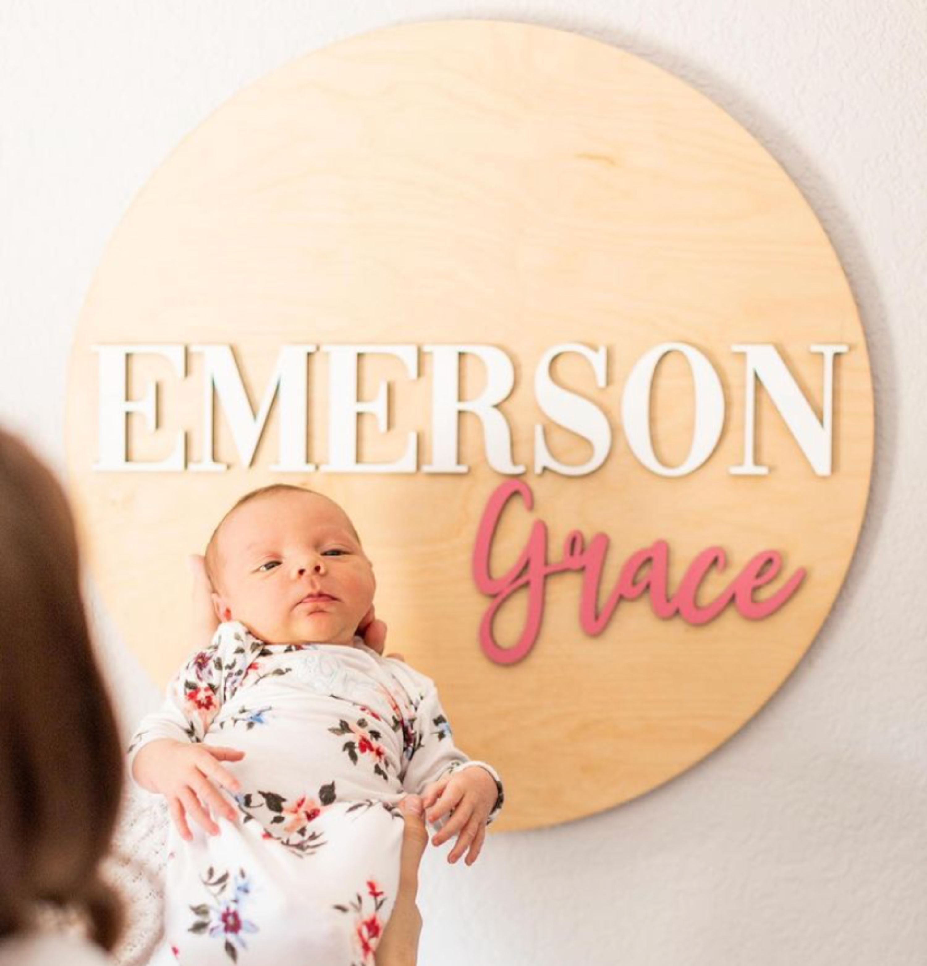 Round Wood Nursery Signs for Baby / Custom Wood Name Sign Personalized ...